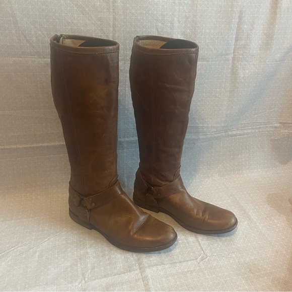 Frye | Shoes | Frye Phillip Tall Harness Boots In Brown Leather 1 ...
